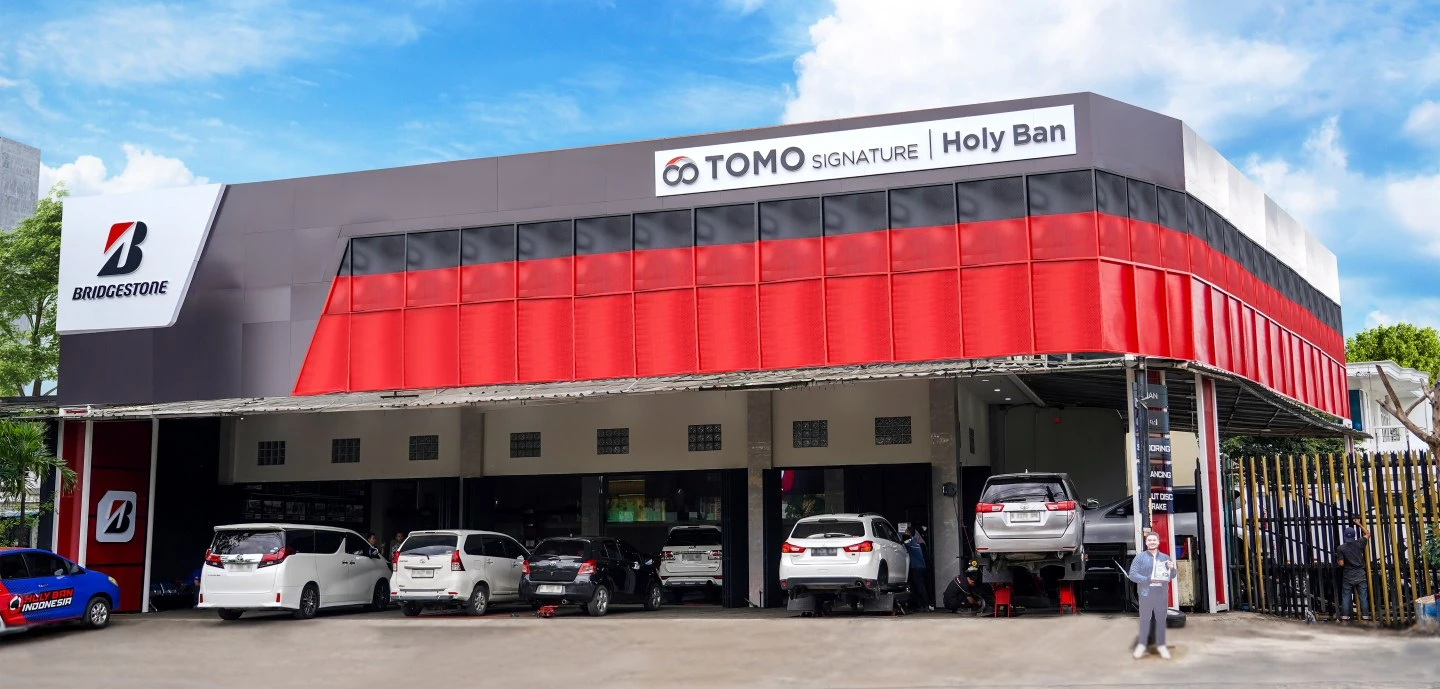 Honda Segarkan Logo 'H' Untuk Era Elektrifikasi, Debut Di Model EV ...