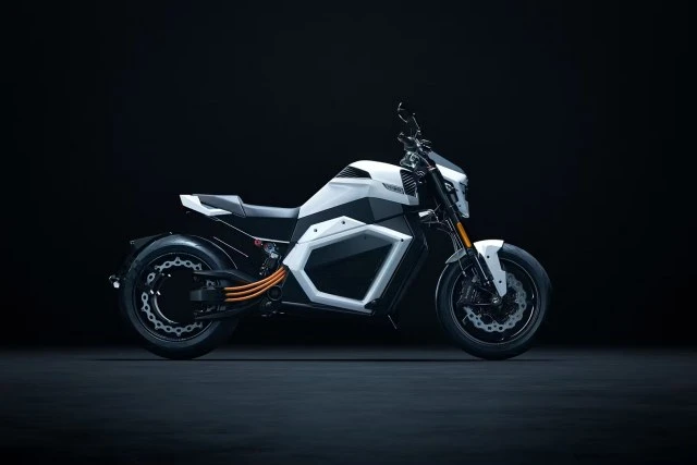 Ini Motor Listrik Pertama Yang Pakai Solid State Battery, Isi 10 Menit ...
