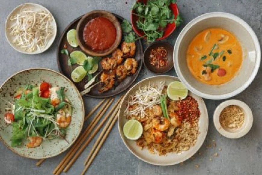 6 Makanan Khas Thailand yang Wajib Dicoba - Tixia Travel Diary