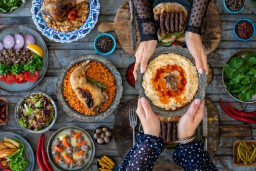 6 Makanan Khas Uni Emirat Arab yang Wajib Dicoba - Tixia Travel Diary